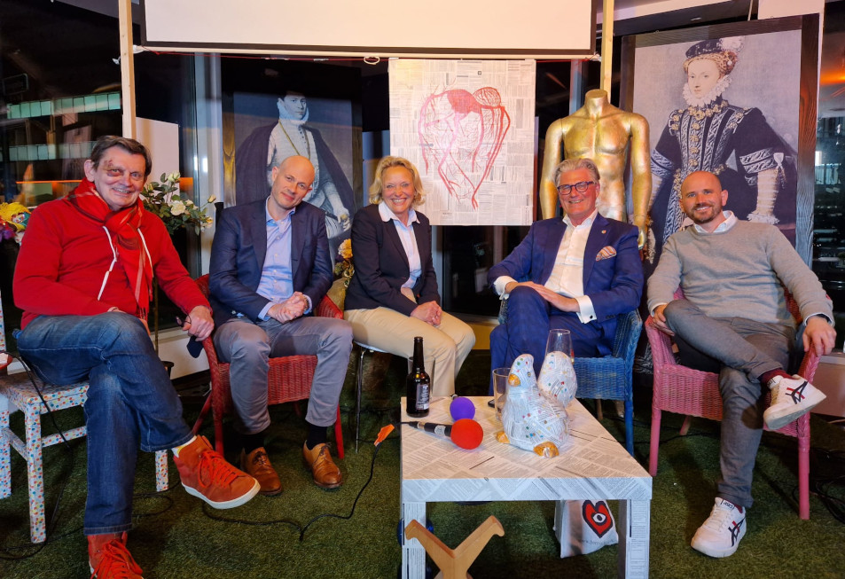 Dr. Christine Rachner und Prof. Dr. Andreas Meyer-Falcke bei Kalle Wahles „Blauer Montag“ – FDP ...