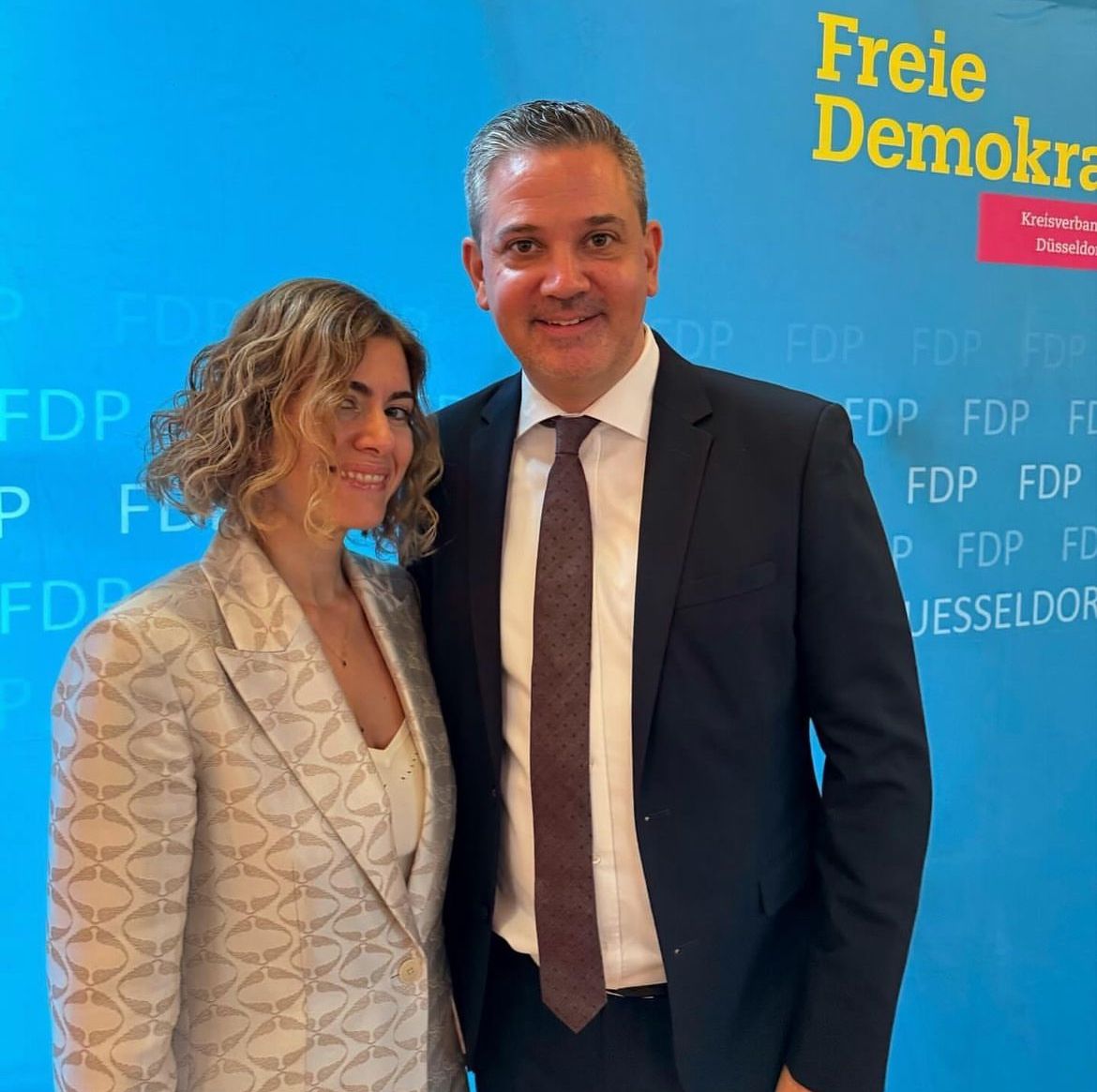 Die Bundestagskandidaten: Moritz Kracht und Lida Azarnoosh – FDP Düsseldorf